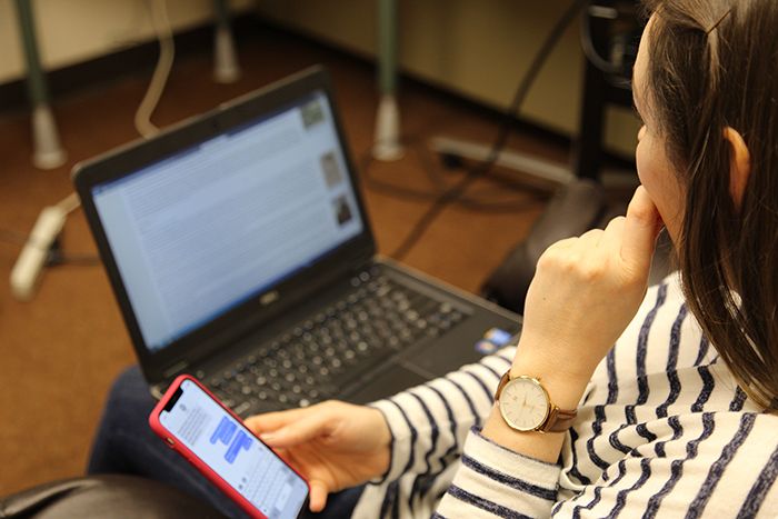 Media Multitasking Affects Your Snack Choices, Study Shows Media Multitasking Affects Your Snack Choices, Study Shows