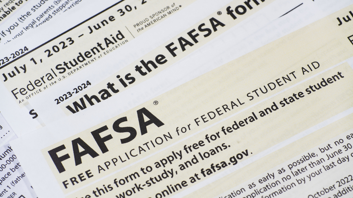FAFSA Deadline Act Signed into Law | Association of American ...